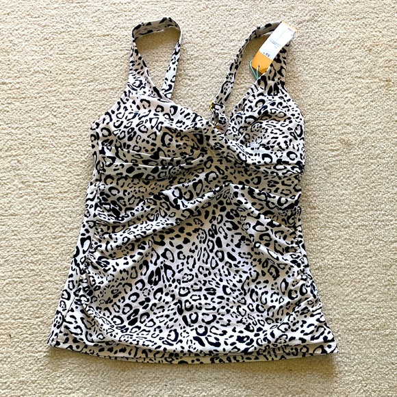 Kona Sol | Swim | Nwt Kona Sol Black White Animal Print Tankini Top ...